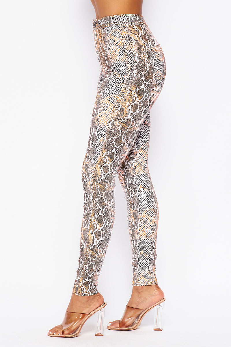Skinny High Waisted Snake Print Jeans - Coral – SohoGirl.com